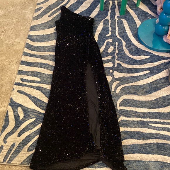 Berlinnova | Dresses | Black Mermaid Glitter One Shoulder Backless Prom ...